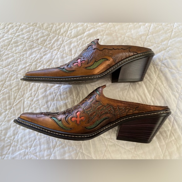 Donald J. Pliner | Shoes | Donald J Pliner Western Mules | Poshmark